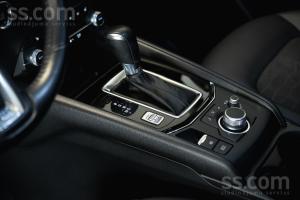 Melns Mazda CX-5 2022 Rīga, ar dzinēja tilpumu 2.50 L un nobraukumu 64 tūkst. km par 23990 €, foto 9 vietnē AUTOMOTO.COM.LV