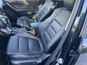 Black Mazda CX-5 2013 in Vilnius, with an engine capacity of 2.20 L and mileage of 234 thousand km for 7350 €, photo 18 on AUTOMOTO.COM.LV