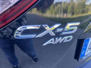 Black Mazda CX-5 2013 in Vilnius, with an engine capacity of 2.20 L and mileage of 234 thousand km for 7350 €, photo 26 on AUTOMOTO.COM.LV