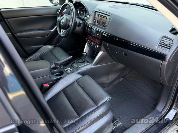 Black Mazda CX-5 2013 in Tartu, with an engine capacity of 2.20 L and mileage of 259 thousand km for 6700 €, photo 10 on AUTOMOTO.COM.LV
