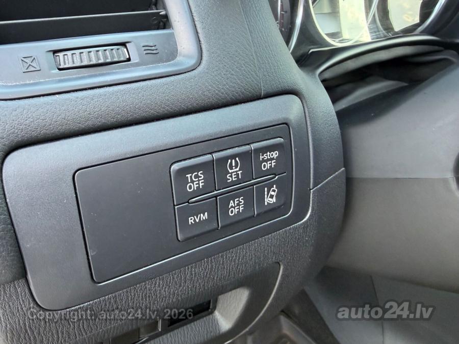 Black Mazda CX-5 2013 in Tartu, with an engine capacity of 2.20 L and mileage of 259 thousand km for 6700 €, photo 13 on AUTOMOTO.COM.LV