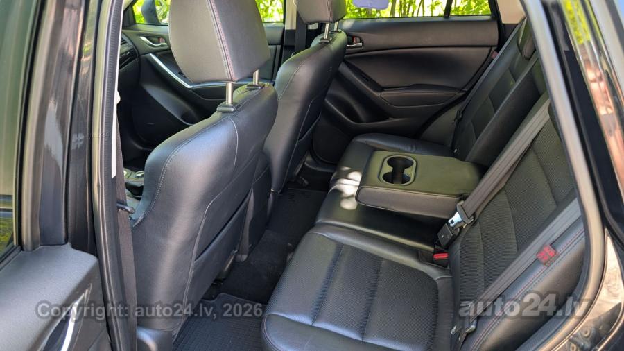 Black Mazda CX-5 2014 in Haapsalu, with an engine capacity of 2.20 L and mileage of 212 thousand km for 9500 €, photo 9 on AUTOMOTO.COM.LV