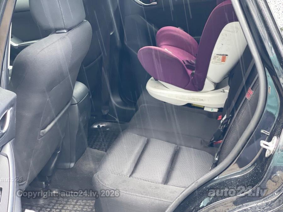Melns Mazda CX-5 2014 Tallina, ar dzinēja tilpumu 2.20 L un nobraukumu 265 tūkst. km par 7000 €, foto 9 vietnē AUTOMOTO.COM.LV