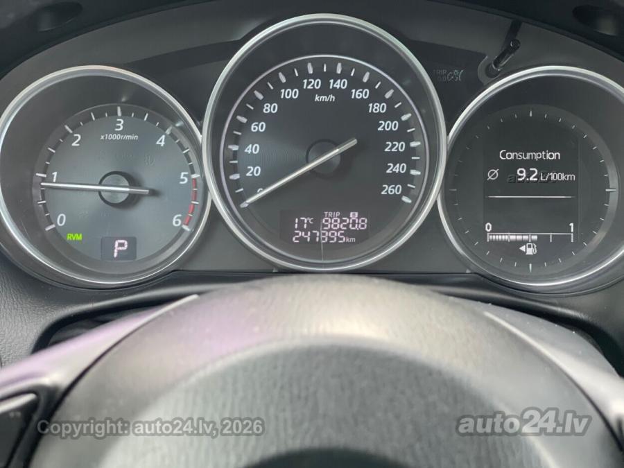 Melns Mazda CX-5 2014 Tallina, ar dzinēja tilpumu 2.20 L un nobraukumu 265 tūkst. km par 7000 €, foto 14 vietnē AUTOMOTO.COM.LV