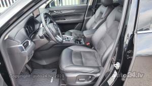 Black Mazda CX-5 2021 in Tartu, with an engine capacity of 2.50 L and mileage of 67 thousand km for 21990 €, photo 11 on AUTOMOTO.COM.LV