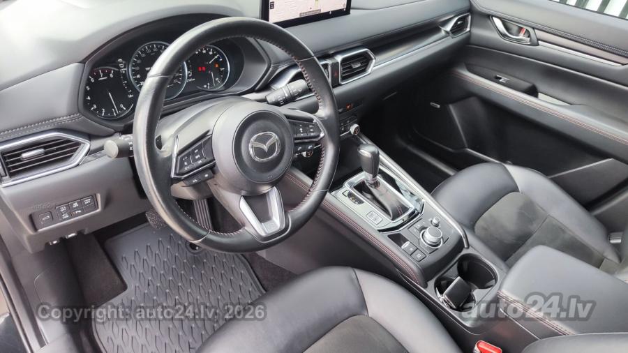 Black Mazda CX-5 2021 in Tartu, with an engine capacity of 2.50 L and mileage of 67 thousand km for 21990 €, photo 12 on AUTOMOTO.COM.LV