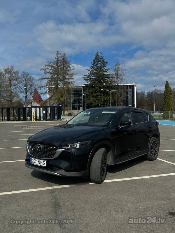Black Mazda CX-5 2022 in Narva, with an engine capacity of 2.50 L and mileage of 66 thousand km for 28500 €, photo 2 on AUTOMOTO.COM.LV