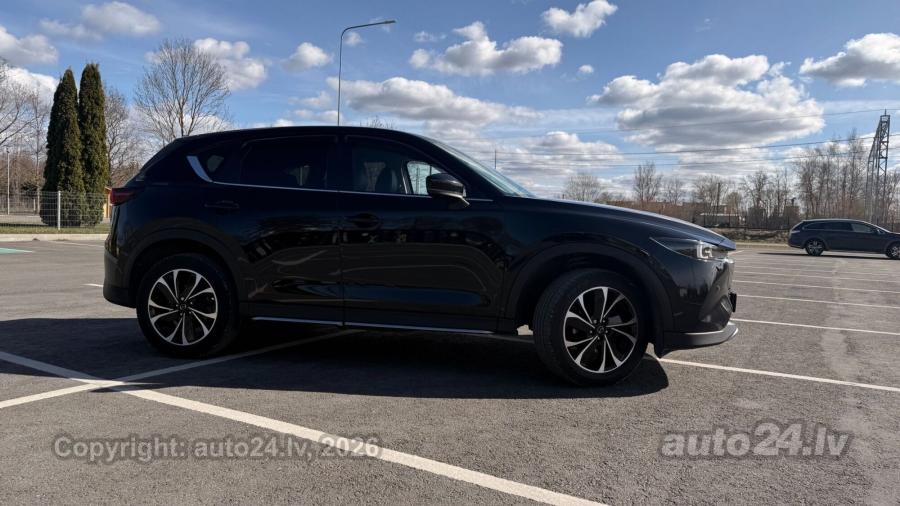 Melns Mazda CX-5 2022 Narva, ar dzinēja tilpumu 2.50 L un nobraukumu 66 tūkst. km par 28500 €, foto 6 vietnē AUTOMOTO.COM.LV