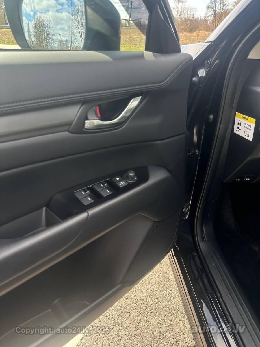 Melns Mazda CX-5 2022 Narva, ar dzinēja tilpumu 2.50 L un nobraukumu 66 tūkst. km par 28500 €, foto 13 vietnē AUTOMOTO.COM.LV