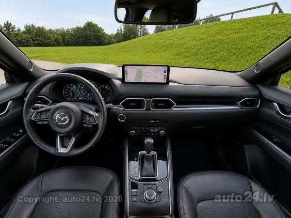 Melns Mazda CX-5 2023 Tallina, ar dzinēja tilpumu 2.50 L un nobraukumu 58 tūkst. km par 34700 €, foto 3 vietnē AUTOMOTO.COM.LV