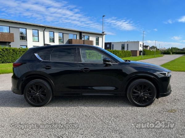 Melns Mazda CX-5 2023 Tallina, ar dzinēja tilpumu 2.50 L un nobraukumu 58 tūkst. km par 34700 €, foto 8 vietnē AUTOMOTO.COM.LV