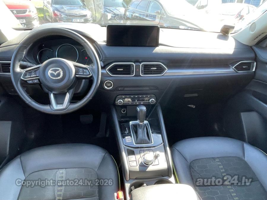 Melns Mazda CX-5 2024 Tartu, ar dzinēja tilpumu 2.00 L un nobraukumu 58 tūkst. km par 29990 €, foto 5 vietnē AUTOMOTO.COM.LV