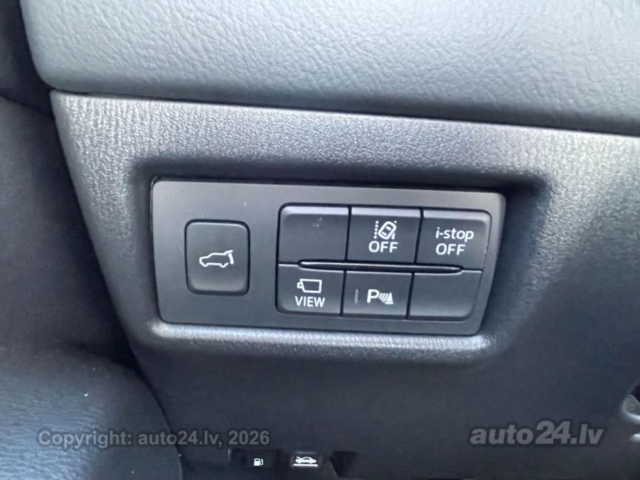 Melns Mazda CX-5 2024 Tartu, ar dzinēja tilpumu 2.00 L un nobraukumu 58 tūkst. km par 29990 €, foto 15 vietnē AUTOMOTO.COM.LV