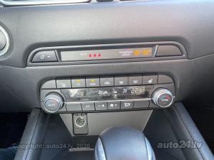 Melns Mazda CX-5 2024 Tartu, ar dzinēja tilpumu 2.00 L un nobraukumu 58 tūkst. km par 29990 €, foto 16 vietnē AUTOMOTO.COM.LV