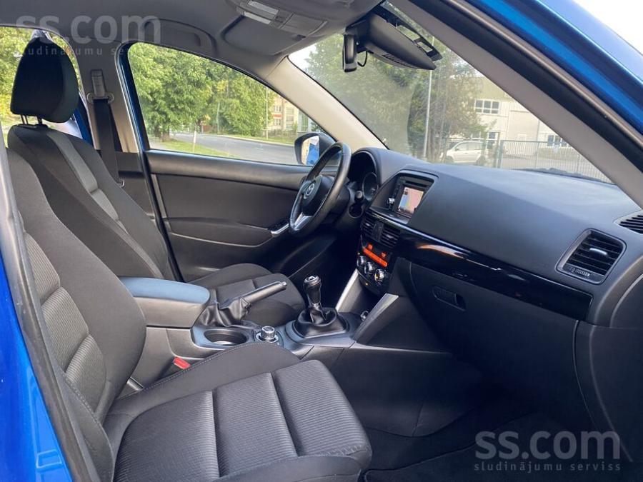 Blue Mazda CX-5 2012 in Ogre, with an engine capacity of 2.20 L and mileage of 133 thousand km for 6990 €, photo 10 on AUTOMOTO.COM.LV