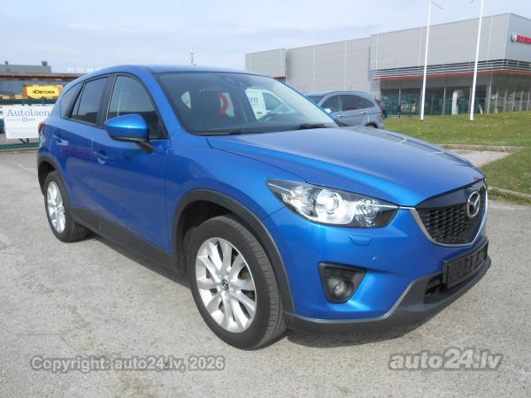 Blue Mazda CX-5 2013 in Viljandi, with an engine capacity of 2.20 L and mileage of 226 thousand km for 7990 €, photo 3 on AUTOMOTO.COM.LV