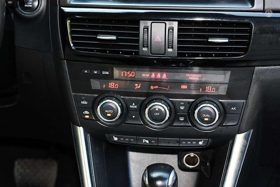 Zils Mazda CX-5 2014 Kretinga, ar dzinēja tilpumu 2.19 L un nobraukumu 193 tūkst. km par 7999 €, foto 29 vietnē AUTOMOTO.COM.LV