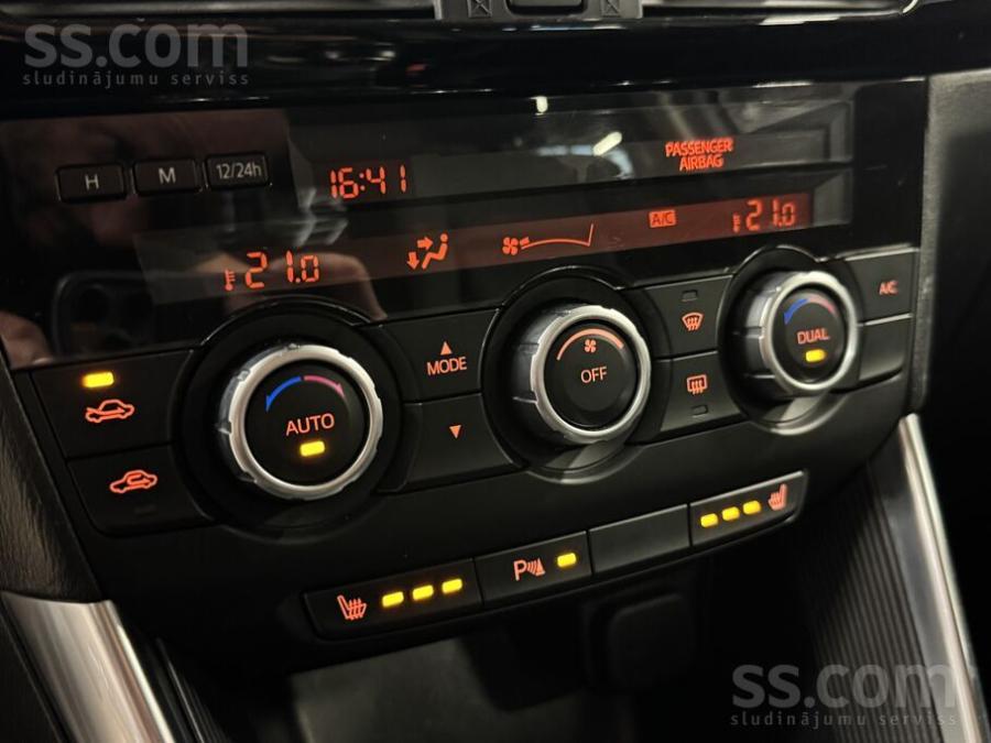 Blue Mazda CX-5 2014 in Jurmala, with an engine capacity of 2.00 L and mileage of 235 thousand km for 9750 €, photo 25 on AUTOMOTO.COM.LV
