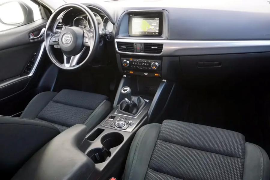 Blue Mazda CX-5 2015 in Riga, with an engine capacity of 2.20 L and mileage of 165 thousand km for 7500 €, photo 16 on AUTOMOTO.COM.LV