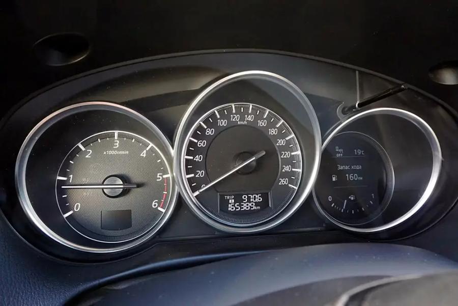 Blue Mazda CX-5 2015 in Riga, with an engine capacity of 2.20 L and mileage of 165 thousand km for 7500 €, photo 21 on AUTOMOTO.COM.LV
