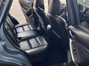 Zils Mazda CX-5 2015 Jonava, ar dzinēja tilpumu 2.19 L un nobraukumu 287 tūkst. km par 8999 €, foto 35 vietnē AUTOMOTO.COM.LV