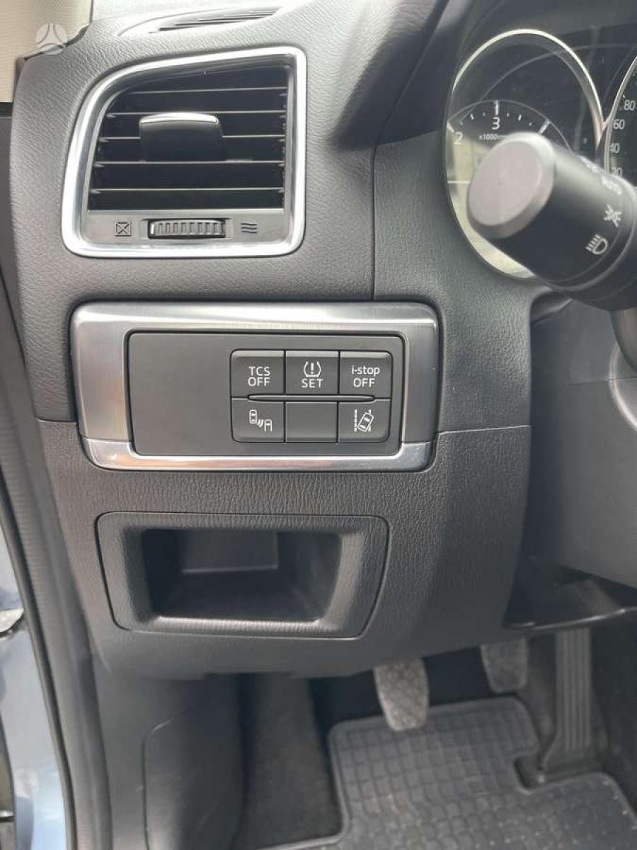 Blue Mazda CX-5 2015 in Marijampole, with an engine capacity of 2.19 L and mileage of 187 thousand km for 7800 €, photo 16 on AUTOMOTO.COM.LV
