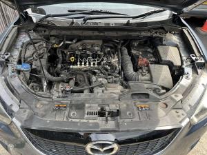 Blue Mazda CX-5 2015 in Kaunas, with an engine capacity of 2.19 L and mileage of 200 thousand km for 900 €, photo 13 on AUTOMOTO.COM.LV