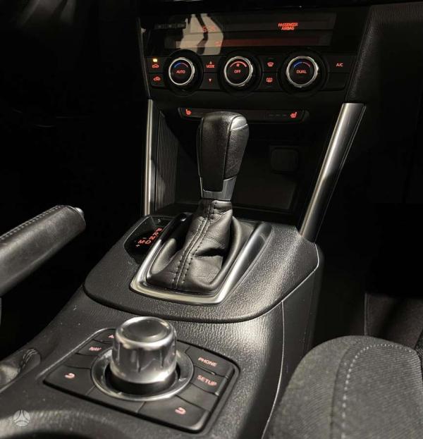 Zils Mazda CX-5 2015 Klaipėda, ar dzinēja tilpumu 2.00 L un nobraukumu 129 tūkst. km par 11999 €, foto 8 vietnē AUTOMOTO.COM.LV
