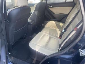Zils Mazda CX-5 2015 Panevēža, ar dzinēja tilpumu 2.19 L un nobraukumu 177 tūkst. km par 8150 €, foto 14 vietnē AUTOMOTO.COM.LV