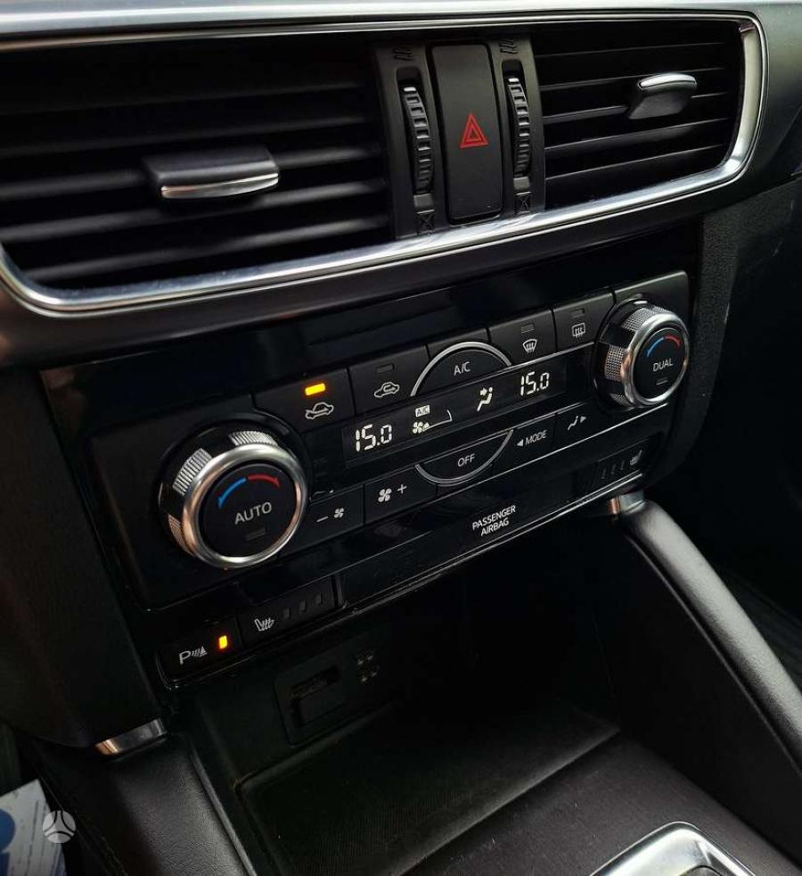 Blue Mazda CX-5 2015 in Kretinga, with an engine capacity of 2.19 L and mileage of 191 thousand km for 8599 €, photo 40 on AUTOMOTO.COM.LV