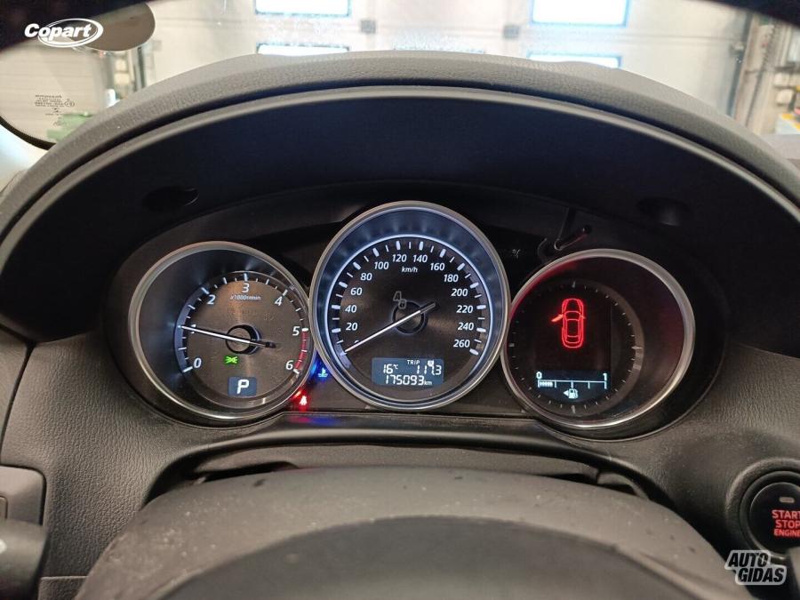 Blue Mazda CX-5 2015 in Siauliai, with an engine capacity of 2.20 L and mileage of 175 thousand km for 5599 €, photo 6 on AUTOMOTO.COM.LV