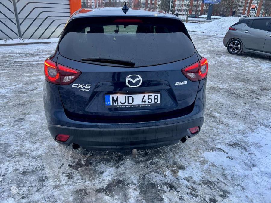 Zils Mazda CX-5 2016 Klaipėda, ar dzinēja tilpumu 2.19 L un nobraukumu 260 tūkst. km par 10000 €, foto 5 vietnē AUTOMOTO.COM.LV