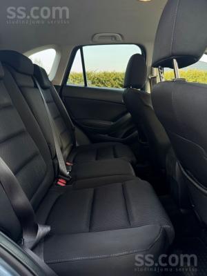 Zils Mazda CX-5 2016 Rīga, ar dzinēja tilpumu 2.20 L un nobraukumu 160 tūkst. km par 9000 €, foto 6 vietnē AUTOMOTO.COM.LV