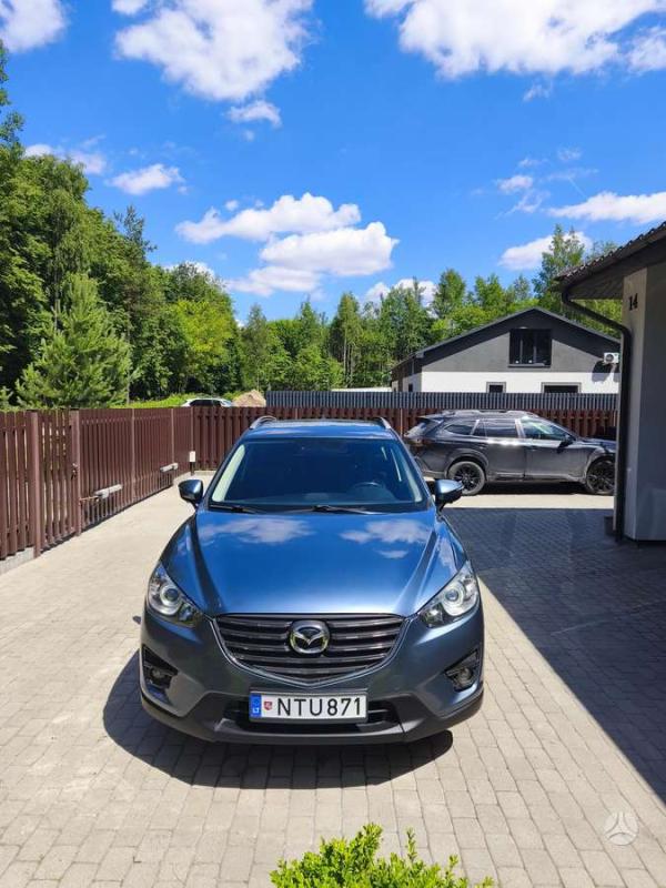 Blue Mazda CX-5 2016 in Vilnius, with an engine capacity of 2.49 L and mileage of 181 thousand km for 11300 €, photo 2 on AUTOMOTO.COM.LV