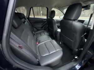 Blue Mazda CX-5 2016 in Riga, with an engine capacity of 2.20 L and mileage of 215 thousand km for 12450 €, photo 3 on AUTOMOTO.COM.LV