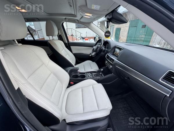 Mazda CX-5 2016 in Riga on AUTOMOTO.COM.LV Blue Mazda CX-5 2016 in Riga, with an engine capacity of 2.20 L and mileage of 209 thousand km for 8300 ā¬, photo 9 on AUTOMOTO.COM.LV