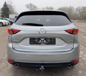 Zils Mazda CX-5 2017 Panevēža, ar dzinēja tilpumu 2.19 L un nobraukumu 186 tūkst. km par 10300 €, foto 5 vietnē AUTOMOTO.COM.LV