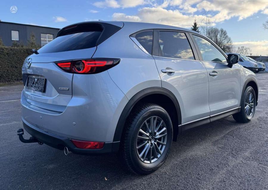 Zils Mazda CX-5 2017 Panevēža, ar dzinēja tilpumu 2.19 L un nobraukumu 185 tūkst. km par 9900 €, foto 4 vietnē AUTOMOTO.COM.LV