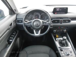 Zils Mazda CX-5 2017 Viljandi, ar dzinēja tilpumu 2.20 L un nobraukumu 168 tūkst. km par 12990 €, foto 5 vietnē AUTOMOTO.COM.LV
