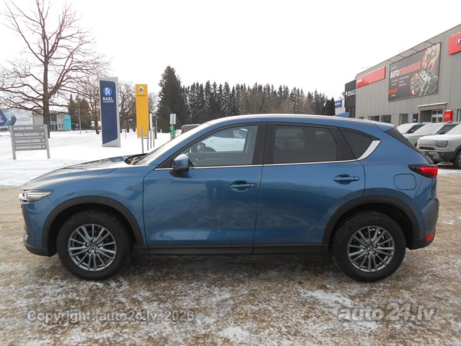Zils Mazda CX-5 2017 Viljandi, ar dzinēja tilpumu 2.20 L un nobraukumu 168 tūkst. km par 12990 €, foto 16 vietnē AUTOMOTO.COM.LV