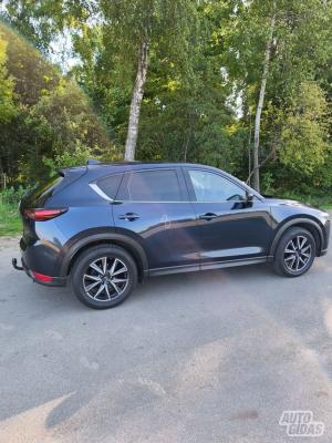Blue Mazda CX-5 2017 in Siauliai, with an engine capacity of 2.20 L and mileage of 200 thousand km for 11500 €, photo 5 on AUTOMOTO.COM.LV