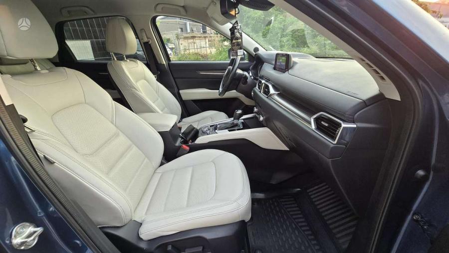 Blue Mazda CX-5 2018 in Kaunas, with an engine capacity of 2.19 L and mileage of 164 thousand km for 13499 €, photo 16 on AUTOMOTO.COM.LV