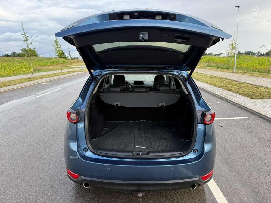 Zils Mazda CX-5 2018 Marijampole, ar dzinēja tilpumu 2.19 L un nobraukumu 320 tūkst. km par 9500 €, foto 9 vietnē AUTOMOTO.COM.LV
