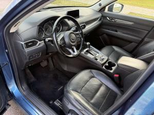 Zils Mazda CX-5 2018 Marijampole, ar dzinēja tilpumu 2.19 L un nobraukumu 320 tūkst. km par 9500 €, foto 11 vietnē AUTOMOTO.COM.LV