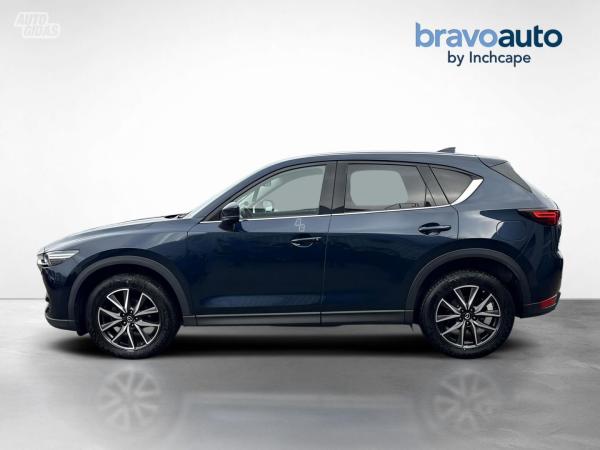 Mazda CX-5 2018 in Kaunas on AUTOMOTO.COM.LV Blue Mazda CX-5 2018 in Kaunas, with an engine capacity of 2.50 L and mileage of 128 thousand km for 19772 €, photo 3 on AUTOMOTO.COM.LV