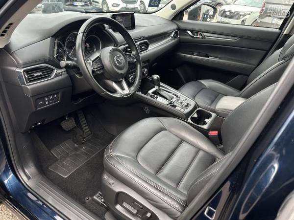 Mazda CX-5 2018 in Kaunas on AUTOMOTO.COM.LV Blue Mazda CX-5 2018 in Kaunas, with an engine capacity of 2.50 L and mileage of 128 thousand km for 19772 €, photo 10 on AUTOMOTO.COM.LV
