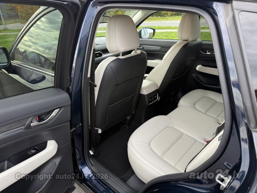 Blue Mazda CX-5 2020 in Tallinn, with an engine capacity of 2.50 L and mileage of 92 thousand km for 21900 €, photo 13 on AUTOMOTO.COM.LV
