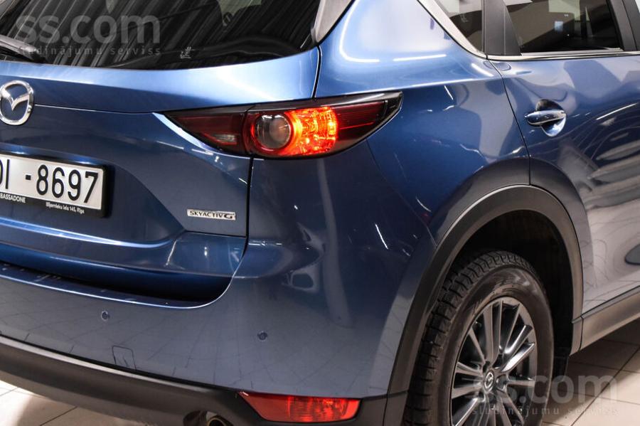Zils Mazda CX-5 2021 Rīga, ar dzinēja tilpumu 2.00 L un nobraukumu 31 tūkst. km par 20990 €, foto 9 vietnē AUTOMOTO.COM.LV