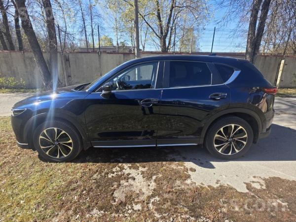 Blue Mazda CX-5 2022 in Riga, with an engine capacity of 2.00 L and mileage of 43 thousand km for 24800 €, photo 4 on AUTOMOTO.COM.LV