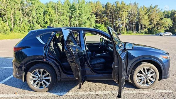 Blue Mazda CX-5 2025 in Klaipeda, with an engine capacity of 2.50 L and mileage of 9 thousand km for 29300 €, photo 2 on AUTOMOTO.COM.LV